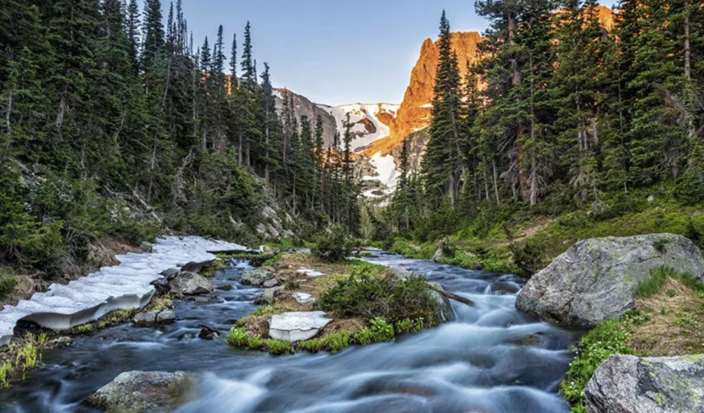 Winter National Park Hiking Guides – Best USA Winter Trails